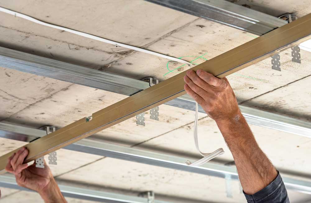 Decke mit Gipskarton abhängen – so geht’s » bauredakteur.de